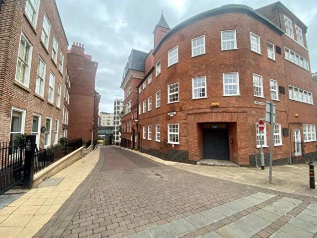 2 Bedroom Flat To Rent In The Hollows, Nottingham, NG1