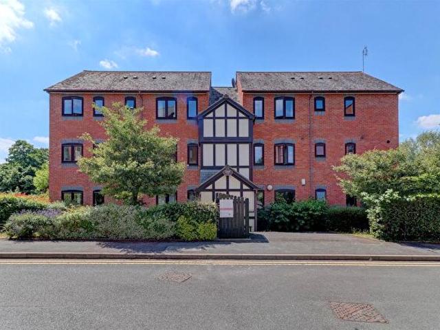 2 Bedroom Flat To Rent In The Moorings, Leamington Spa, CV31