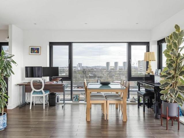 2 Bedroom Flat to Rent in, The Porter Building, 130 Spa Road, London, SE16