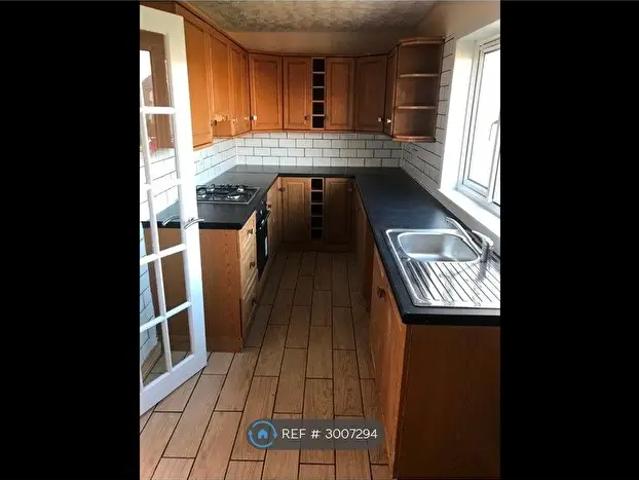 2 Bedroom Flat To Rent In Torbrex, Stirling, FK7