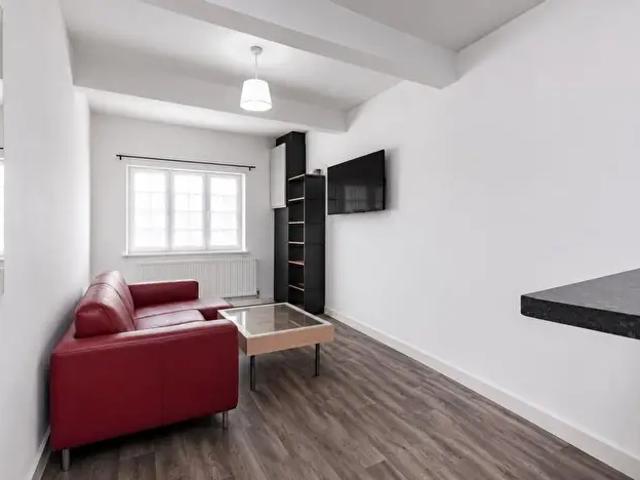 2 Bedroom Flat To Rent In Villa Road, Nottingham, NG3