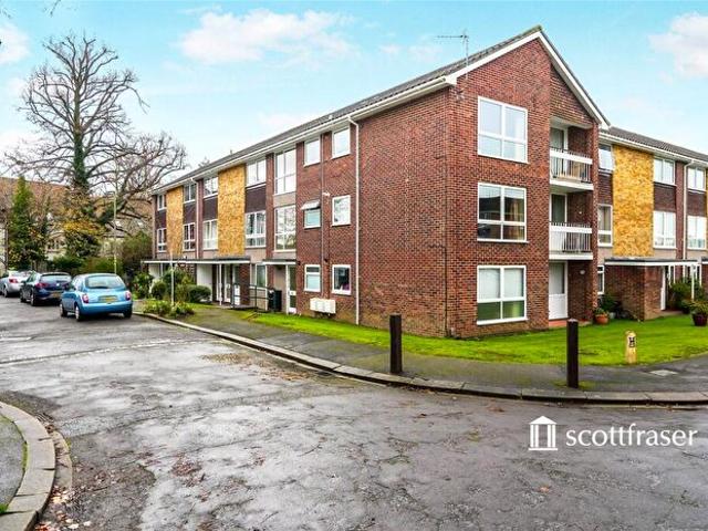 2 Bedroom Flat To Rent In Wykeham Crescent, Oxford, Oxfordshire, OX4