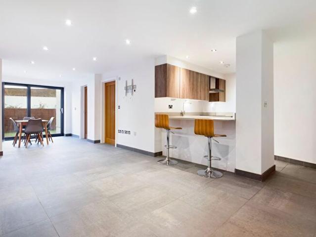 2 Bedroom Flat To Rent In Walter Road, Uplands, Swansea, SA1