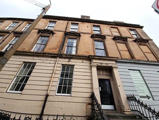 2 Bedroom Flat To Rent In West Princes Street, Woodlands, G4
