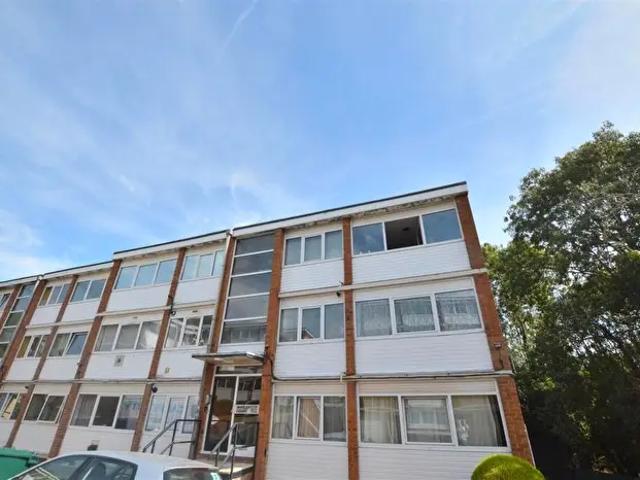 2 Bedroom Flat To Rent In Whitley Court, Whitley Village, Coventry, CV3