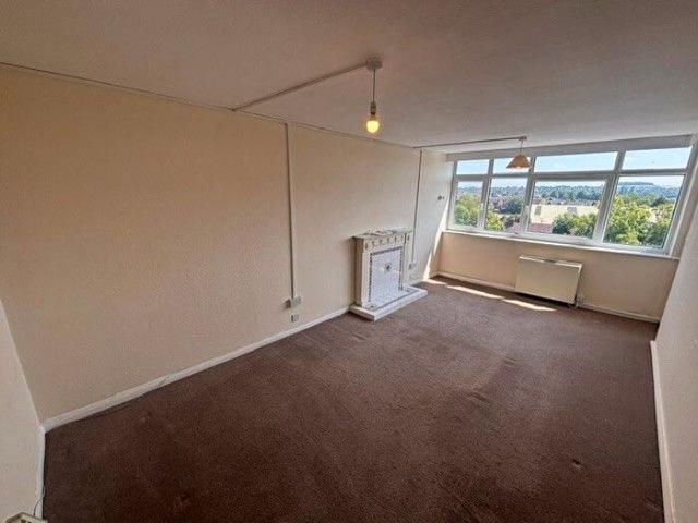 2 Bedroom Flat To Rent In Wilford Lane, West Bridgford, Nottingham, NG2