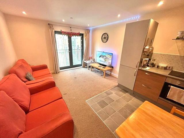 2 Bedroom Flat To Rent In Woolpack Lane, Nottingham, Nottinghamshire, NG1