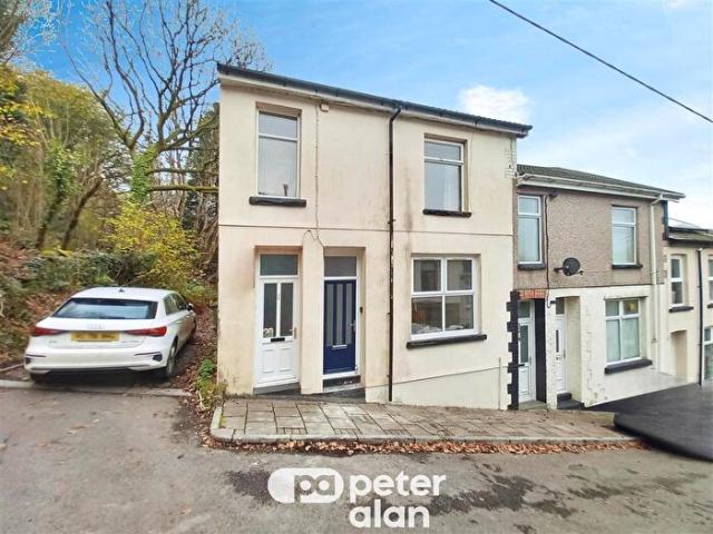 2 Bedroom Flat To Rent In Wordsworth Street, CF44
