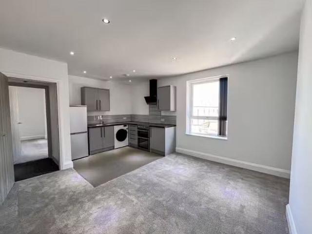 2 bedroom Flat to rent, Leicester Road, Loughborough, LE11 £8.