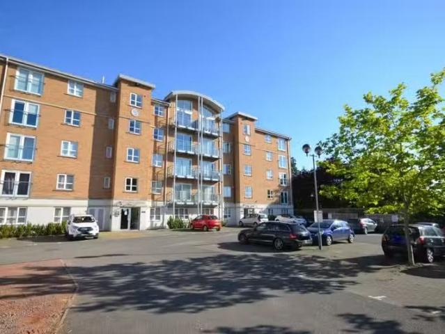2 bedroom Flat to rent, Lion Court, Northampton, NN4 £750 pcm