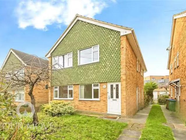 2 bedroom Flat to rent, Pinnacle Hill, Bexleyheath, DA7 £1,60.