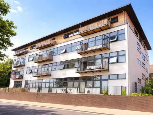 2 bedroom Flat to rent, Queen Street, Wellingborough, NN8 £87.