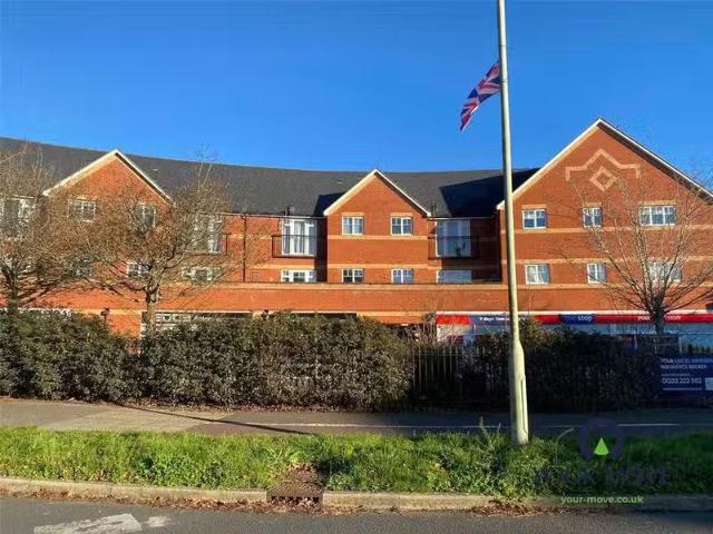 2 bedroom Flat to rent, Richmond Meech Drive, Kennington, TN24.