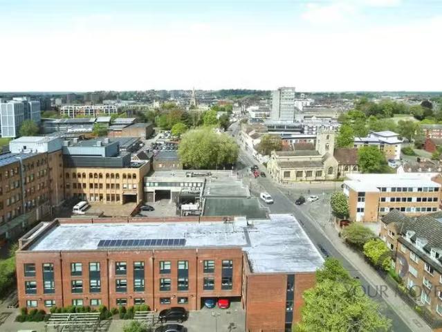 2 bedroom Flat to rent, St. Johns Street, Bedford, MK42 £1,20.