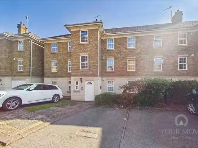 2 bedroom Flat to rent, Scholars Court, Northampton, NN1 £1,0.