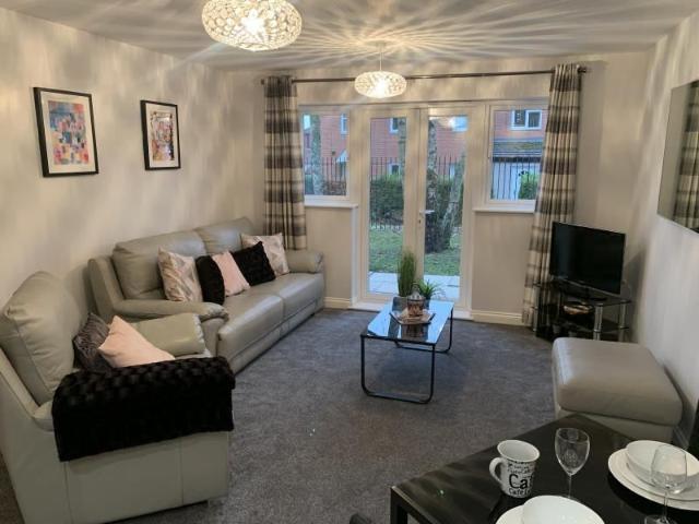 2 bedroom flat to rent