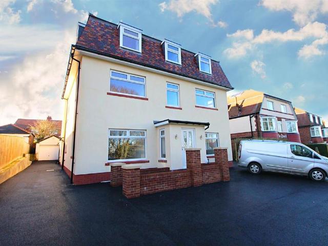 2 bedroom flat to rent