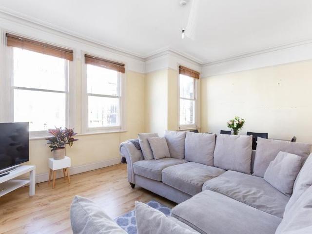 2 bedroom flat to rent