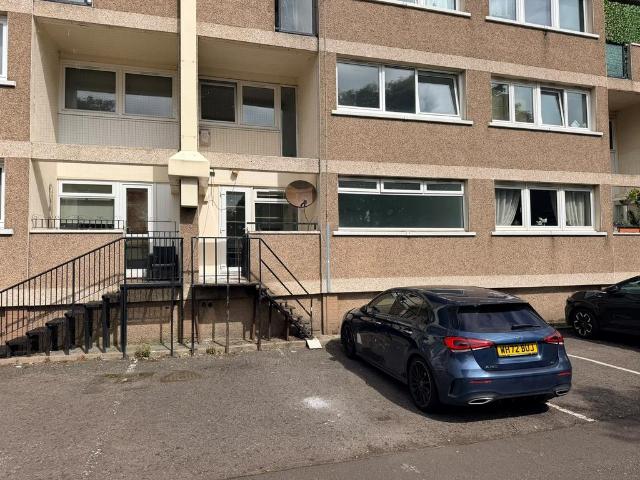 2 bedroom flat to rent