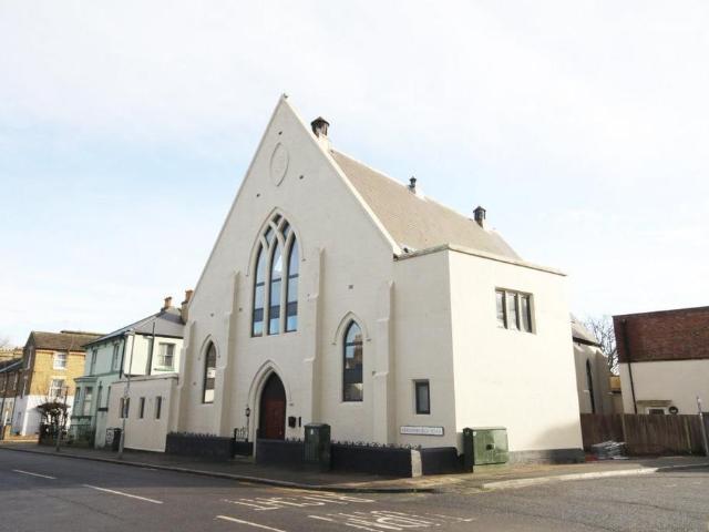 2 bedroom flat to rent