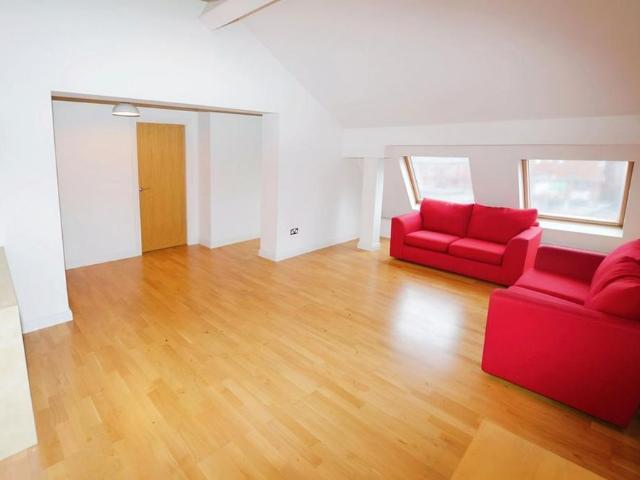 2 bedroom flat to rent
