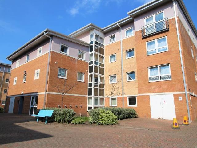 2 bedroom flat to rent