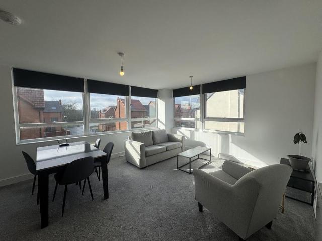 2 bedroom flat to rent
