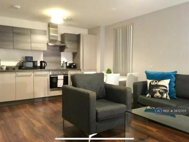 2 bedroom flat to rent