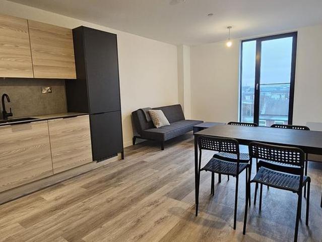 2 bedroom flat to rent