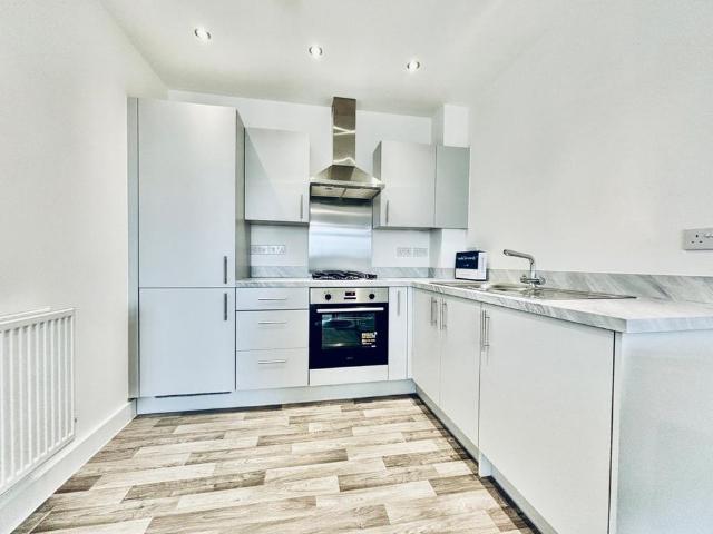 2 bedroom flat to rent