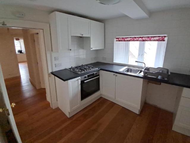 2 bedroom flat to rent