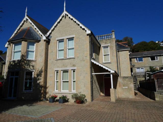 2 bedroom flat to rent