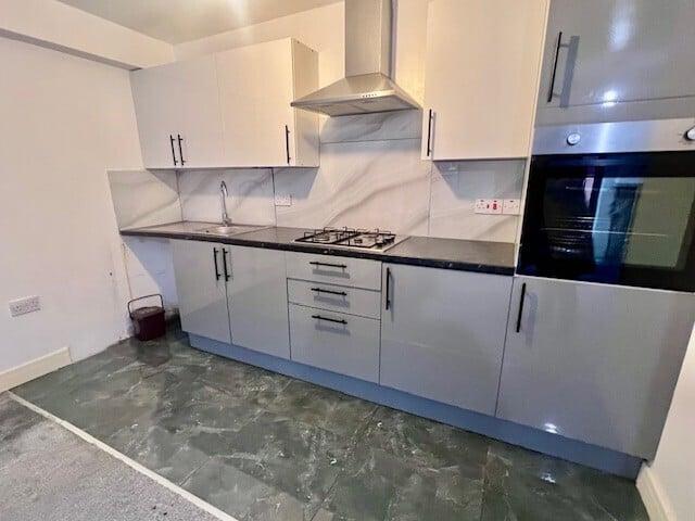 2 bedroom flat to rent