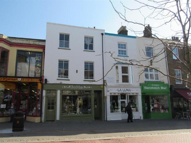 2 bedroom flat to rent