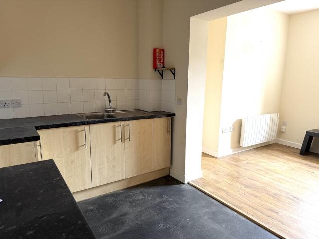 2 bedroom flat to rent