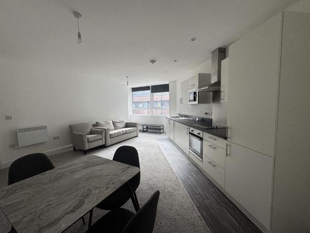 2 bedroom flat to rent