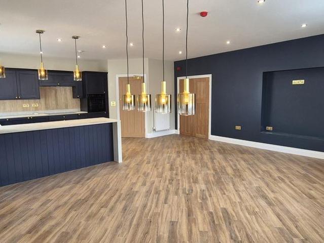 2 bedroom flat to rent
