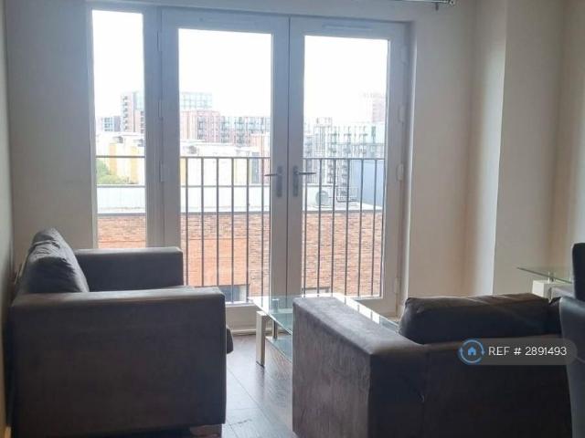 2 bedroom flat to rent