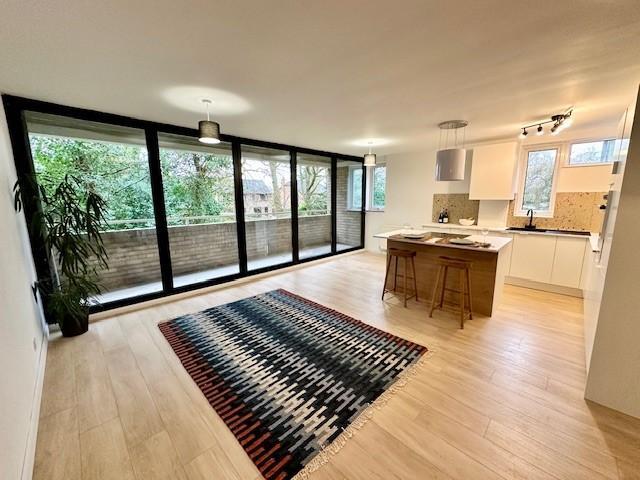 2 bedroom flat to rent