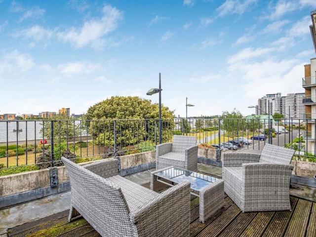 2 bedroom flat to rent