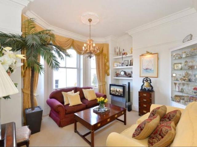 2 bedroom flat to rent