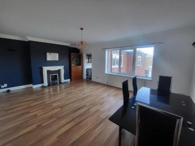 2 bedroom flat to rent