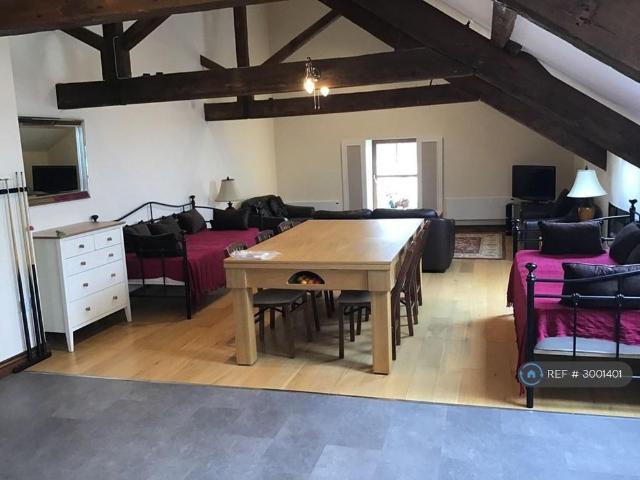 2 bedroom flat to rent