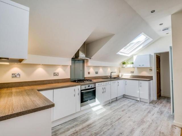 2 bedroom flat to rent