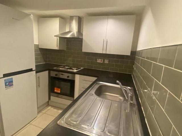2 bedroom flat to rent