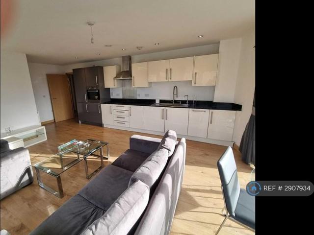2 bedroom flat to rent