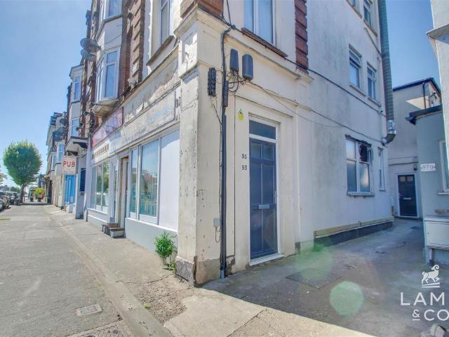 2 bedroom flat to rent