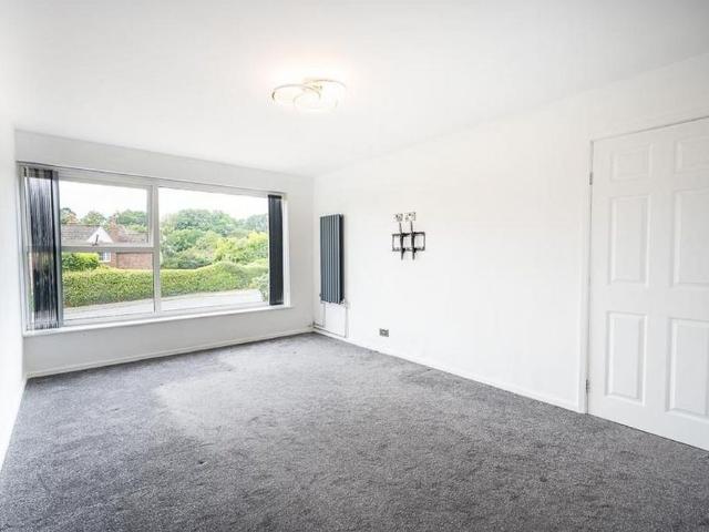 2 bedroom flat to rent