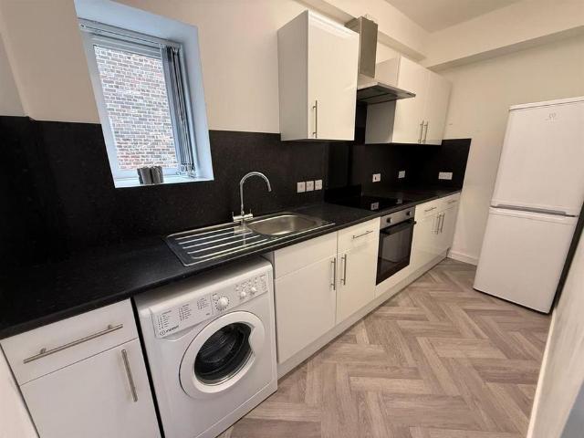 2 bedroom flat to rent