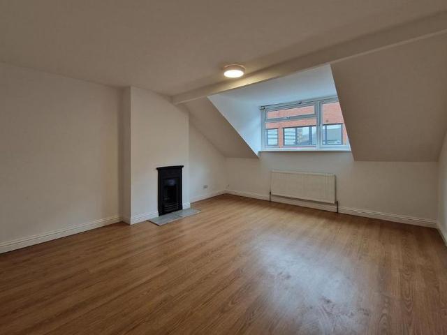 2 bedroom flat to rent